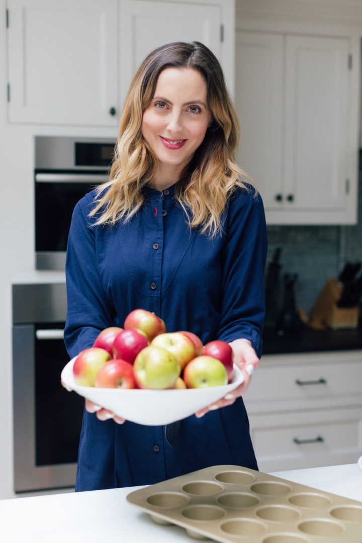 Kid Friendly Recipe: Mini Apple Pies - Happily Eva After