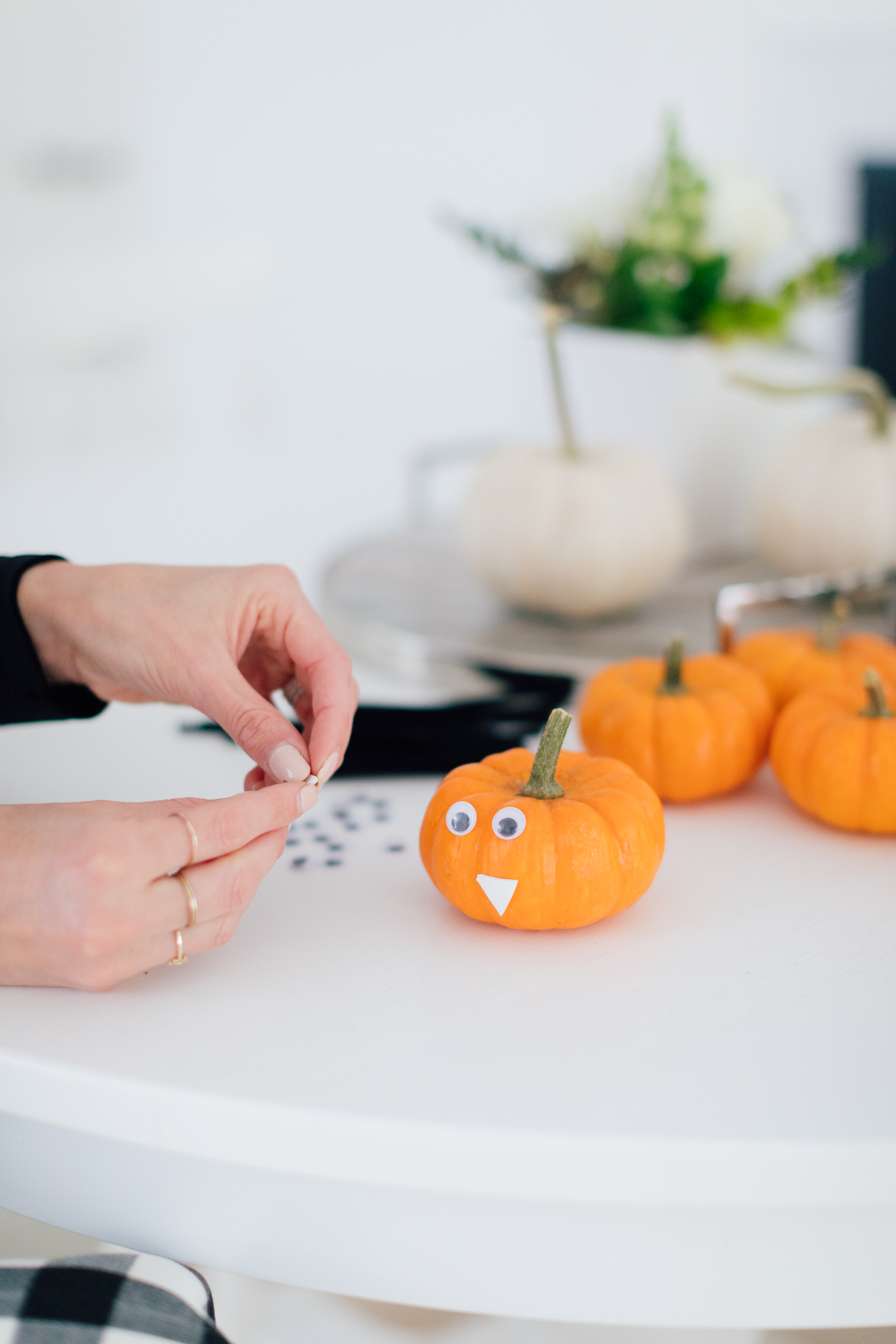 Halloween Craft: DIY Pumpkin Spiders - Happily Eva After