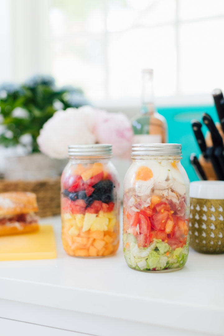 The Easy and Chic Way to Pack a Picnic - Happily Eva After